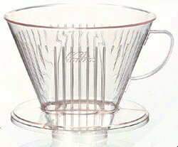 計量スプーン付きの樹脂製ドリッパーです。＜商品仕様＞●7〜12人用●材質：ポリカーボネイト樹脂製●付属品：10g樹脂製メジャーカップ付属　
