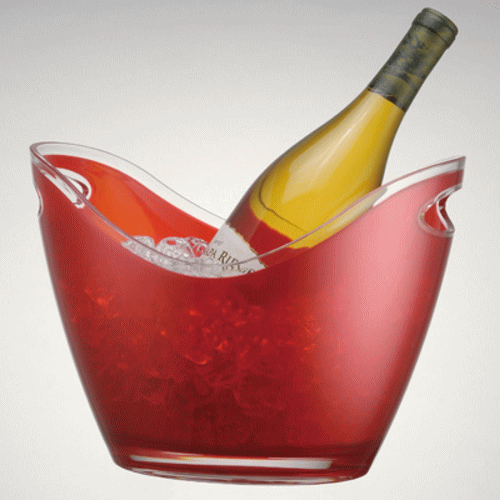 　アクリル製のワインクーラーです。 ＜商品仕様＞ ■サイズ：間口270×奥行き205×高さ200mm ■材　質：アクリル ●他のワインクーラーはこちらからどうぞ ●ギフトラッピング・メッセージカード受け賜っています♪ くわしくはこちらからどうぞ　