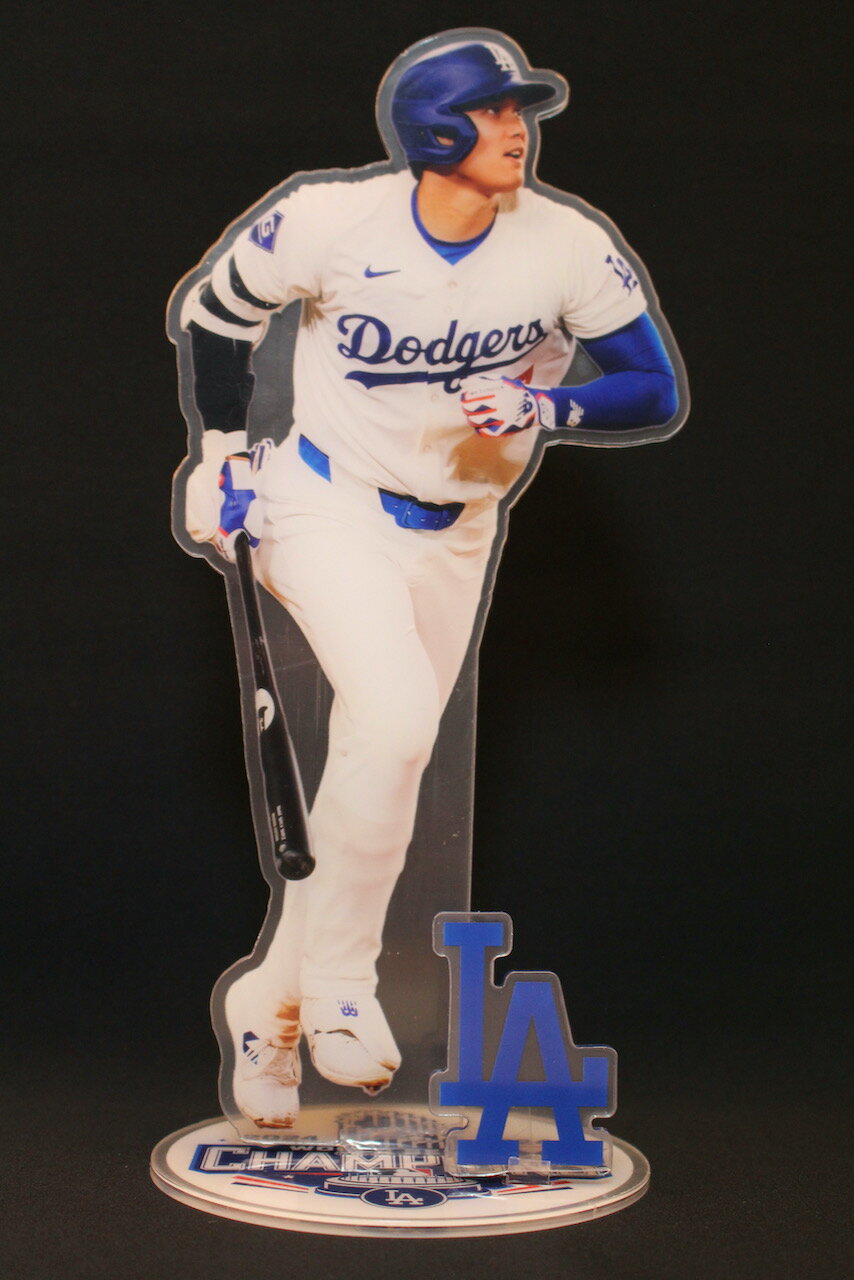 [新品] 大谷翔平 選手 "no-doubt home run" (29cmx13cm) レーザーカット 2D (2 次元) 大型アクリル スタンド このレーザーカット 2 次元フィギュアは、お気に入りの選手のプレーを描いています。自宅、オ...