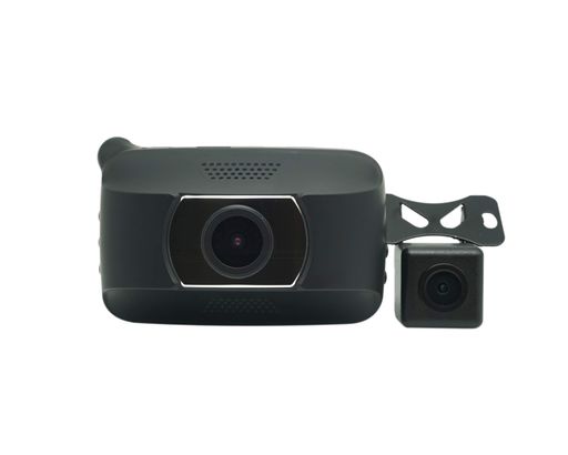 前後同時録画、前方150度FullHD200万&amp;後方120度HD撮影であおり運転対策もばっちり! もちろんGPS機能も搭載。位置情報や時間も自動的に記録してくれるので、事故の時にも安心。 WDR機能付きで、急激に明るさが変化する場所...