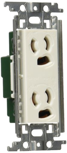 カラー:ホワイト 定格:15A 125V AC 金属枠
