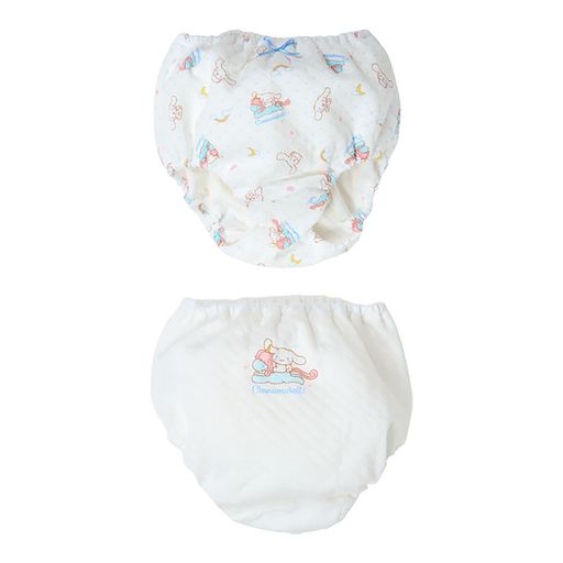 本体サイズ:【120cm】腰囲:約62-70cm。主な材料・原料:本体:綿100%中わた:ポリエステル100% 内側にお名前ネーム付き※総柄デザインの部分は、商品によって柄の出方が若干異なります。 (C)2025SANRIOCO.LTD.著...
