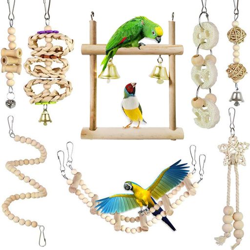 クライミング メイン素材:天然木 サイズ:画像をご参考にしてください。 はしご、ブランコ、鈴、噛むおもちゃなど8種類のインコおもちゃがセットで入っています。インコたちの噛みたい欲求と好奇心を満たします。塗料不使用の天然木を採用しているので、...