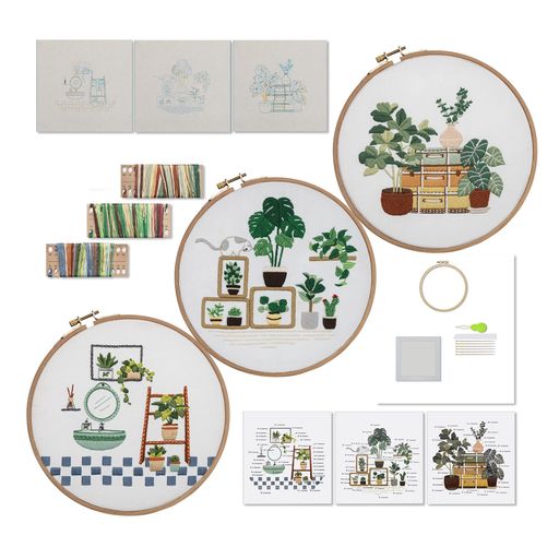 【バリューパッケージ】:3セットパック、2.5~20cm(1~8インチ)のプラスチック刺繍フープ、十分なカラースレッド3セット、カラーパターンの刺繍コットン生地3個、刺繍針6個、説明書3個。針糸通し器1個と25cm*25cmのホワイトフレー...