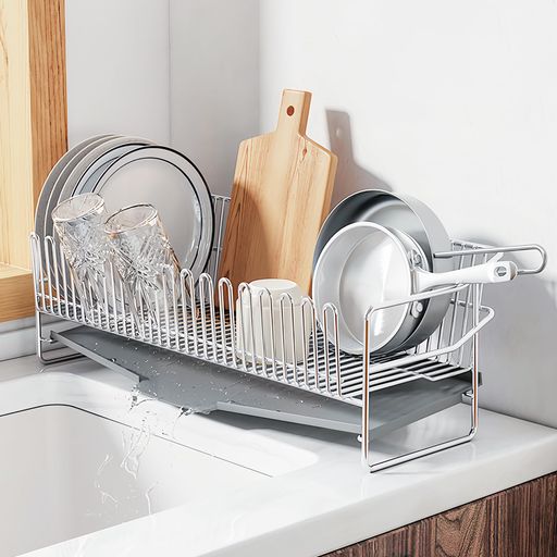 【商品仕様】サイズ(約):幅51x奥行21x高さ18cm、バスケット内寸/幅49.7x奥行17.8x深さ12cm重量(約):2kg材質:ステンレス鋼(バスケット、トレー) 【省スペース&amp;優れる水切り】この水切りラックは非常に実用的で...