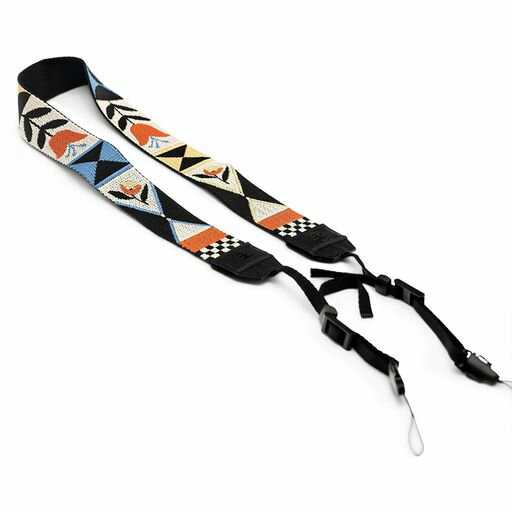 耐久性と強度に優れたポリエステルベース 肩や首にかけることが可能 取り外し可能なカメラループ付属 カメラやNocs以外の双眼鏡につけることもできます