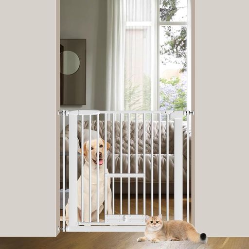 【ペットドア付き】ペットゲートには猫や小型ペットの出入りに便利な小さなドアが付いています。23*22cmのペットドアは小さなペットを通過させることができ、同時に大きなペットを外に遮り、犬がキャットフードや猫用トイレに触れないようにすることが...