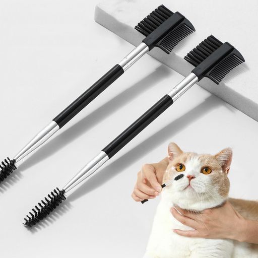 【犬目やに取りコーム】猫や犬の涙や目やに取り用のコーム2本セットです。ペット専用のコームは便利ですね。愛ペットのお顔の毎日のお手入れブラシに最適です。目やにや涙で目の下がカピカピになっていること目やに取りに重宝します。犬猫特に嫌がることもあ...