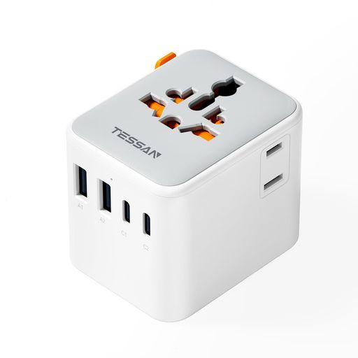 【一台6役変換プラグ】家族旅行にも便利な、6台同時に使える海外変換プラグ。ホテルでよくある「コンセントが足りない...」という場面でも、これ1つでスムーズに充電環境を整えられます。さらに、側面にAタイプ差込口を追加し、さらに使いやすく進化し...