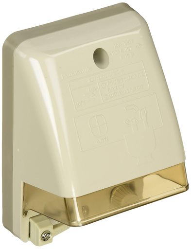 定格:15A 125V 発売日:2002年2月1日