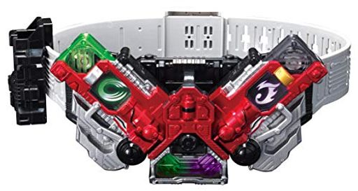 『仮面ライダーW』より、平成仮面ライダー20作品を記念して6本のガイアメモリで変身できる「変身ベルト ver.20th DXダブルドライバー」が登場! DXダブルドライバーに2本のガイアメモリを装填してスロットを左右に展開!仮面ライダーダブ...