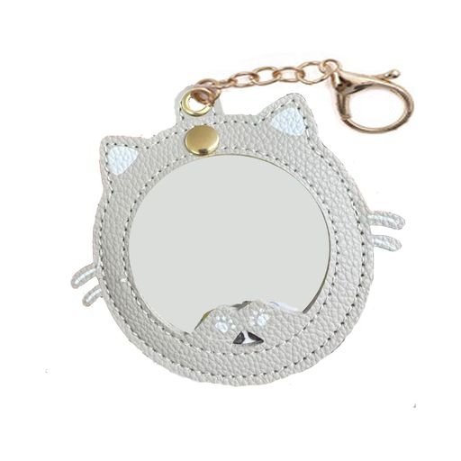 【商品仕様】猫柄缶バッジカバー/適切な缶バッジサイズ:58mm/本体サイズ:8*9.2cm/重さ:18.6g/素材:PUレザー/カラー:ブラック・ホワイト・ライトブルー・パープル・イエロー・ピンク・グレー・ブラウン※サイズと重さは若干の誤差...