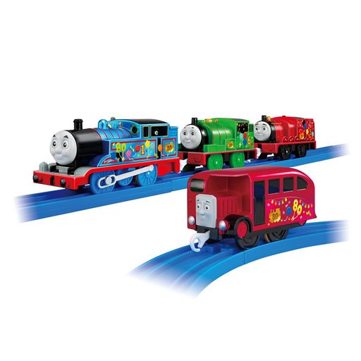 (C)TOMY(C)2025Gullane(Thomas)Limited.(C)2025HITEntertainmentLimited. 単3形乾電池1本使用(電池は別売です。)