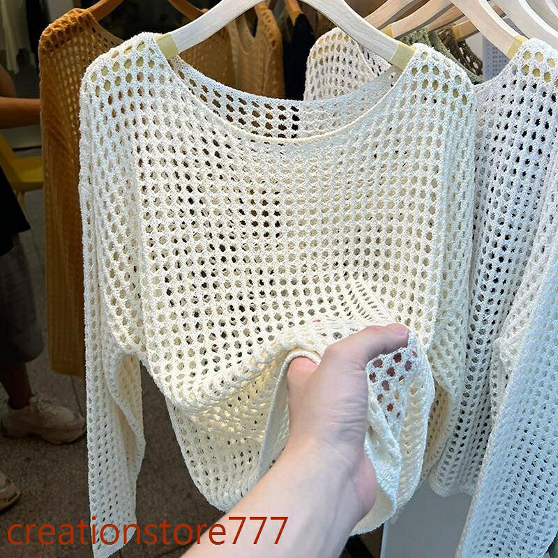 細部までこだわった品質丁寧な編み込みにより、繊細な見た目ながらもしっかりとした作りを実現しました。襟元や袖口の処理も美しく、シンプルながらも上品さが漂う仕上がりです。シワになりにくい素材なので、に入れての持ち運びにも便利。日差しが気になる屋...