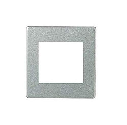 パナソニック(Panasonic) フルコート加工 新金属2連接穴プレート 2型 WN65409種別:プレート・取付枠2連接穴発売日:1997年5月21日