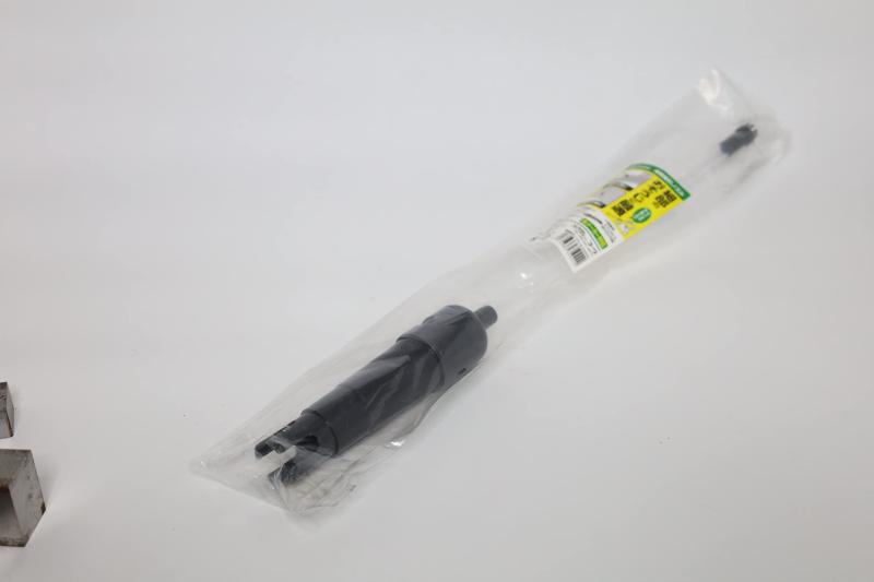 興和 細部吸引ノズル細部の掃除に最適サッシの溝、奥深いすき間に最適空気調節穴を回すと、吸引力が増します業務用の掃除機にも取り付け可能