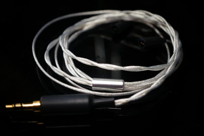 エントリーモデル PlusSound(プラスサウンド) X Series Custom Cable Silver Sennheiser IE80,IE8 交換用アップグレード・ケーブル
