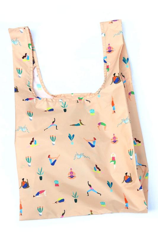カインドバッグ(KIND BAG) エコバッグ Yoga Girls 3891019サイズ:W39×H64×D17cm重量:50g原産国:中国材質:ポリエステル(リサイクルPET素材100%)その他：耐荷重20kg、洗濯機OK（30度まで）...