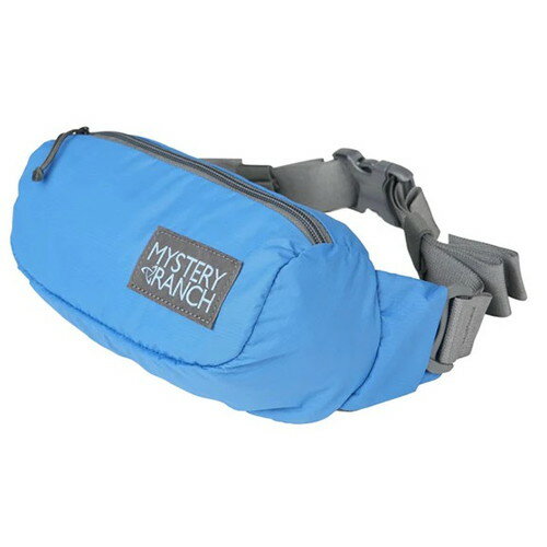 MYSTERY RANCH ミステリーランチ フォーリッジャーヒップパック は必需最低限のアイテムをスマートに持ち運べるヒップパックです。肩にたすき掛けをしてボディバックとしても、ウェストにも使えるデザイン。この2.5Lのパックは存在を忘れ...