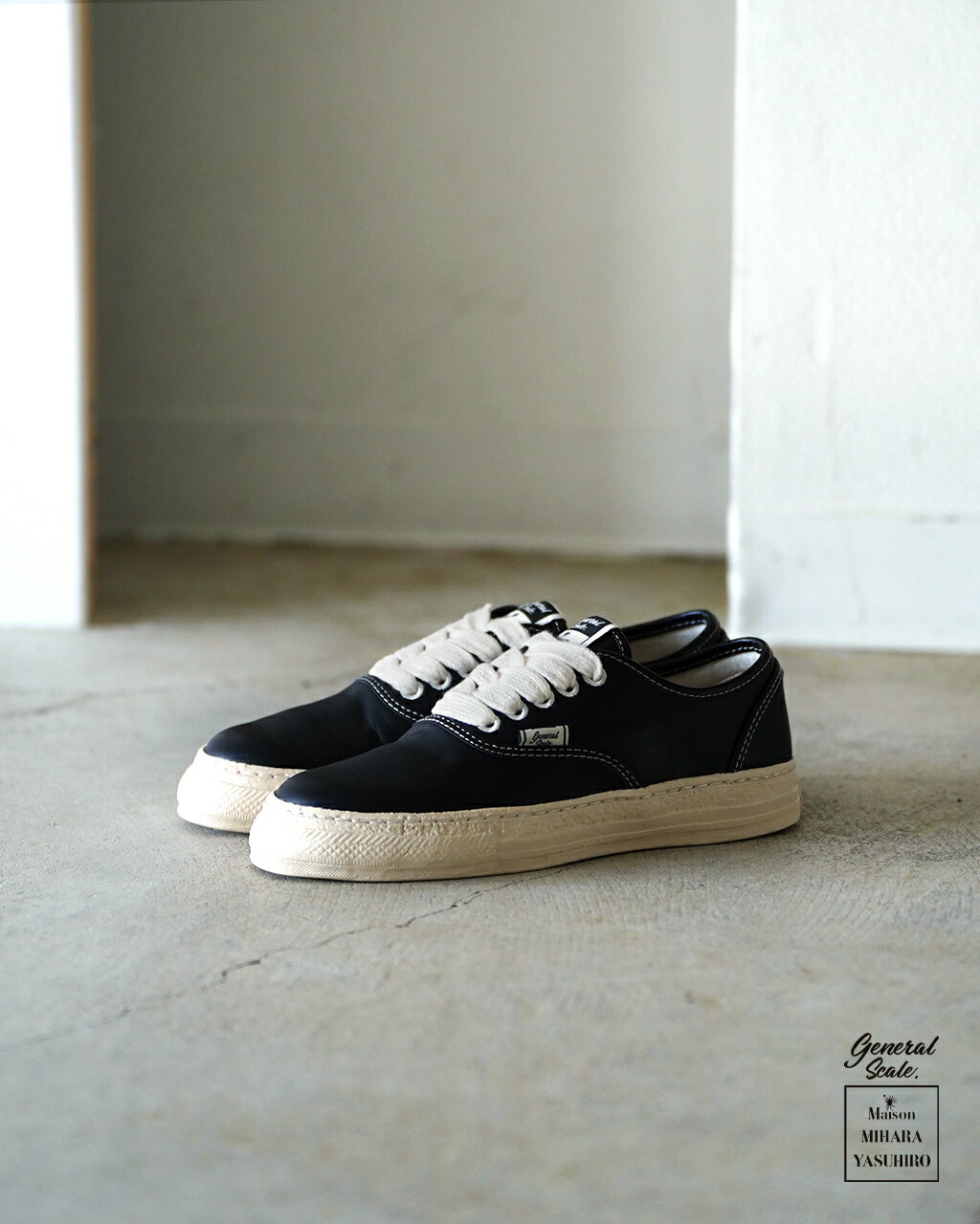 経年の美を再構築 Maison MIHARAYASUHIRO × General Scale.「 "COLORADO" Leather Low-Top Sneakers 」 【デザイン・素材・機能】クラシックなスケートシューズを再構築したレ...