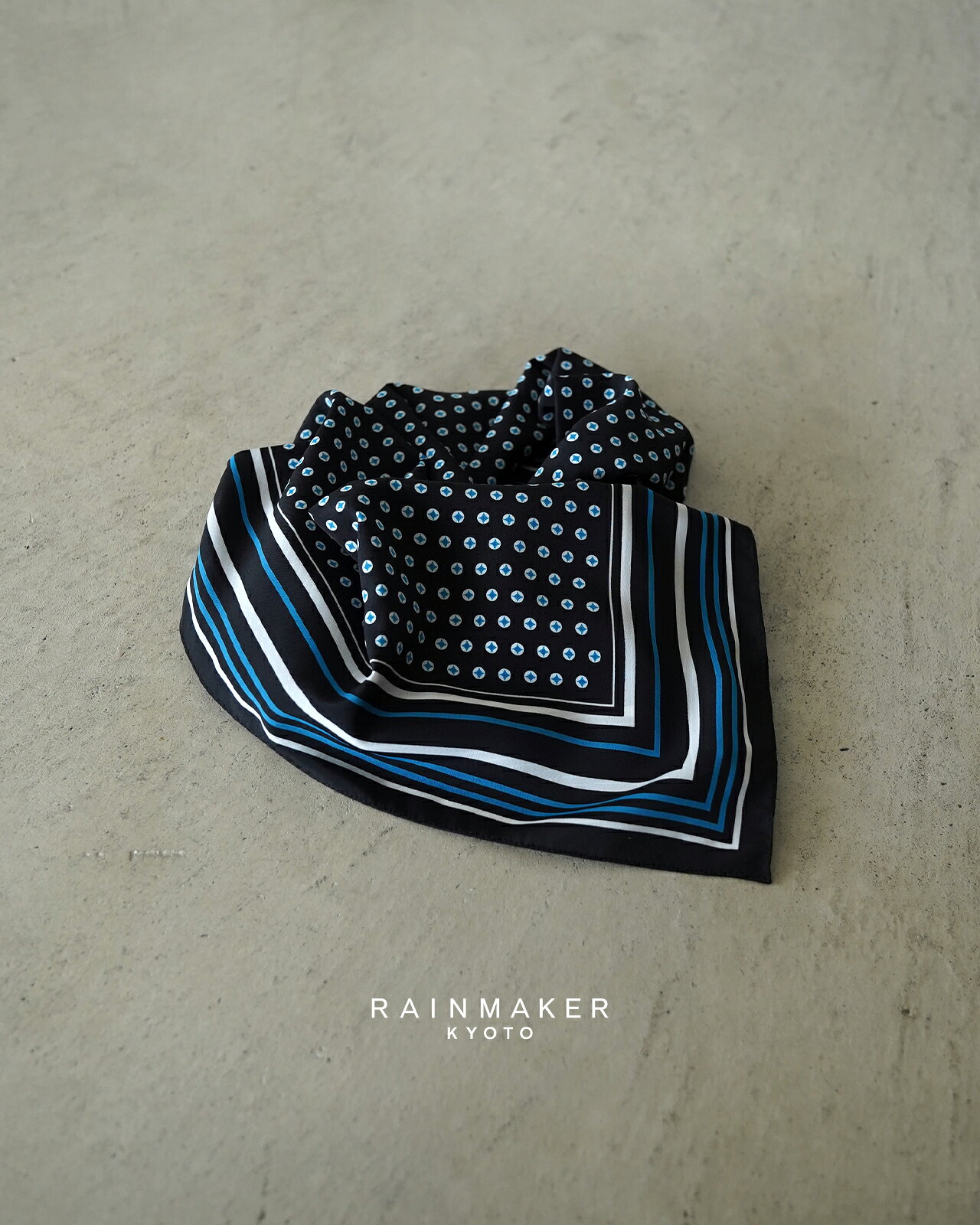 RAINMAKER / レインメーカー「 ETERNAL DOT STOLE 」 装いに奥行きをもたらすストール。永遠の連なりや円満を象徴する七宝文様から着想を得たオリジナルのドット柄を用い、伝統的な意匠を現代的な解釈で昇華させたアイテム。...