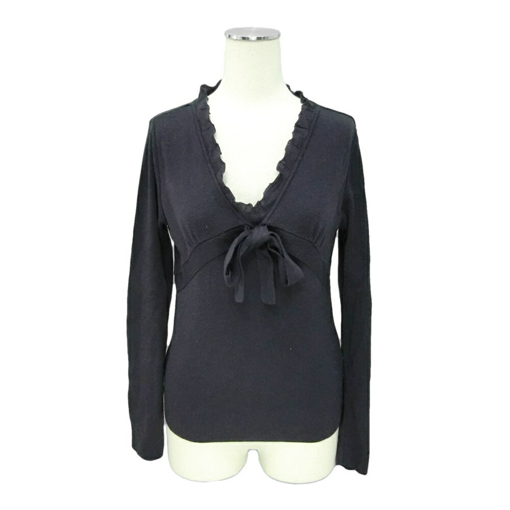 商品説明素材アクリル50・リヨセル40・アンゴラ10 （％）サイズ表記 ： 38実寸 ： 肩幅35 身幅39 着丈49.5 袖丈56.5 （cm）カラーダークパープル特徴リボンがアクセントになっているお品です。コンディション全体的に薄い汚れ...