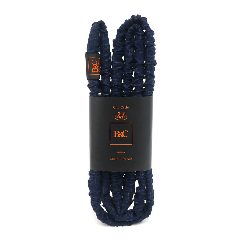 【B&C / SKATE STRAP】 スケートボードに取り付けられ背負えるバンドを開発する、BANDとCITYの掛け合わせたブランド、B&C（ビーアンドシー）。 スケートボードに巻くことで両手が自由に使え街で大活躍する、スケートボードの持...