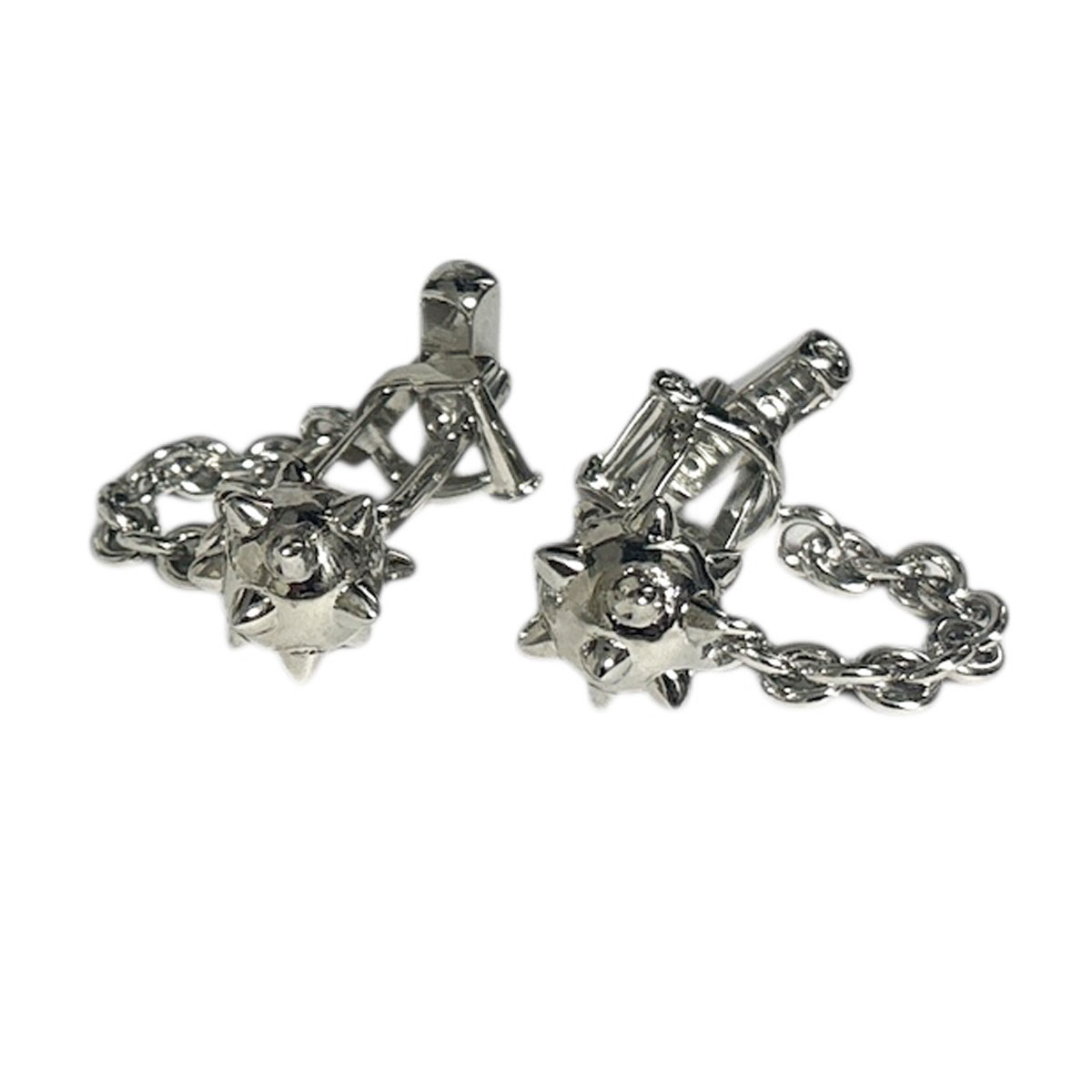 鉄球にトゲがついた武器をデザインした 英国トンプソンのカフスボタン。 チェーン付で袖口をしっかりホールドしますよ ベースカラーーシルバー 素材ー真鍮(brass) サイズー直径約12mm ・選べるお支払い方法　　・各種クレジットカード　・代...