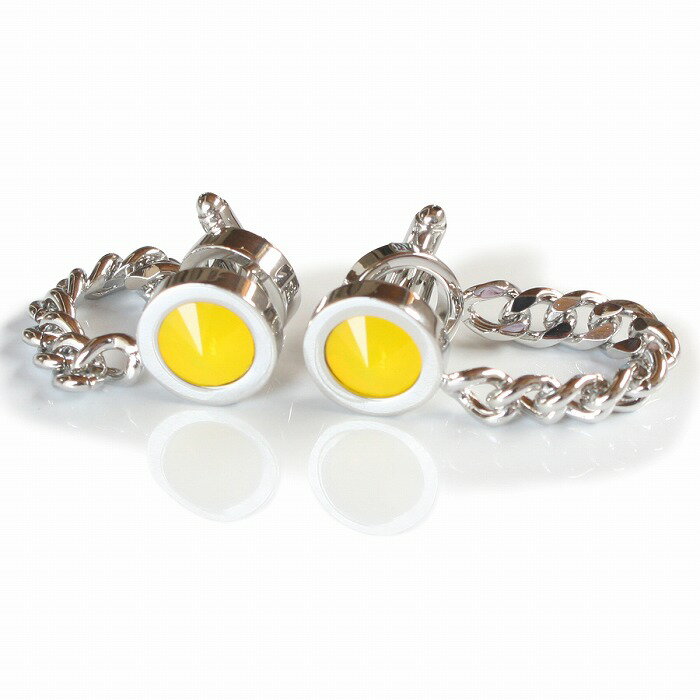 オーストリアのスワロフスキー社のクリスタルを使用したカフスボタン。 使用されているクリスタルは＃1122　Rivoli のイエローオパール。 表面は放射状にカットが施され、綺麗な輝きですよ ベースカラー-シルバー 素材-真鍮（brass) ...