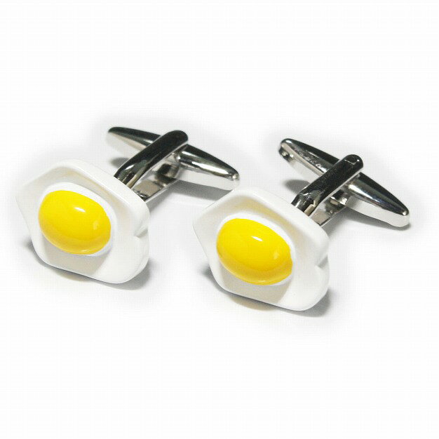 目玉焼きをデザインしたユニークカフスボタン。 袖口のアクセントにはピッタリですよ 自分用としてはもちろん、プレゼントとしても喜ばれますよ♪ ベースカラーーシルバー 素材ーbrass（真鍮） サイズー15x17mm ・選べるお支払い方法　　・...