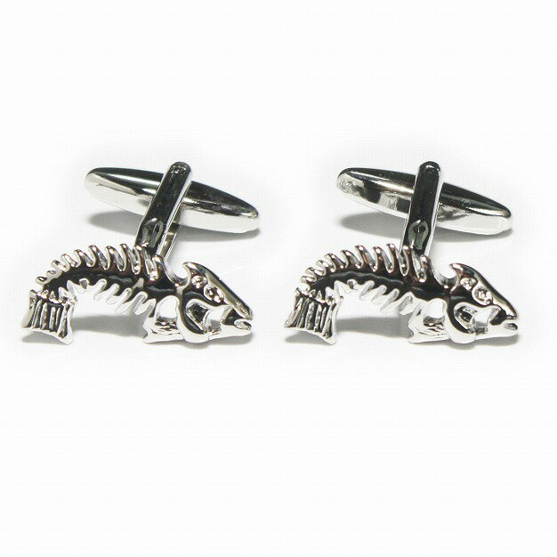 魚の骨をモチーフにしたユニークな カフスボタン。さりげなく 袖口をアピールできますよ。 ベースカラーーシルバー 素材ー真鍮(brass) サイズー12x22mm ・選べるお支払い方法　　・各種クレジットカード　・代金引換　・銀行振込　・後払...