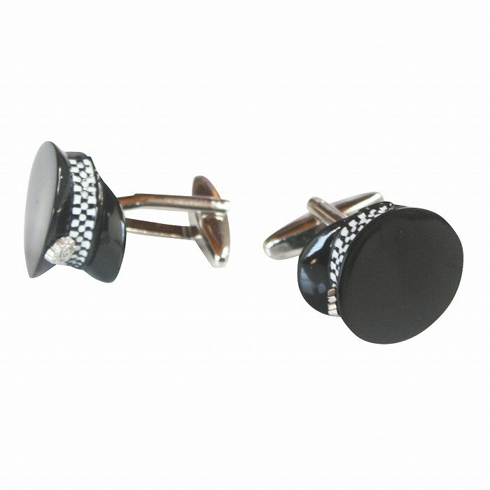 ポリスマンのハットをデザインした カフスボタン。ユニークなデザインに 注目があるマりますよ ベースカラー-シルバー 素材-真鍮(Brass) サイズ-18x20mm ・選べるお支払い方法　　・各種クレジットカード　・代金引換　・銀行振込　・...