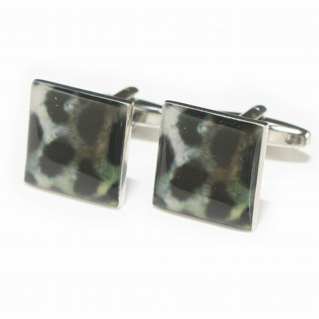チーター柄をデザインしたカフスボタン。 ヒョウ柄以外の柄が欲しいって人にはピッタリですよ 袖口をワイルドに演出しちゃいます♪ ベースカラーーシルバー 素材ー真鍮・ロジウムコーティング サイズー16x16mm ・選べるお支払い方法　　・各種ク...