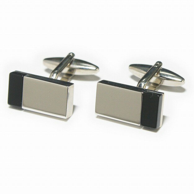 端の部分にブラックのクリスタルキャッツアイを使用したカフスボタン。 袖口から覗くスタイリッシュなカフスボタンに注目が集まりますよ♪♪ 自分用としてはもちろん、プレゼントとしても大変喜ばれますよ ベースカラーーシルバー 素材ーbrass（真鍮...