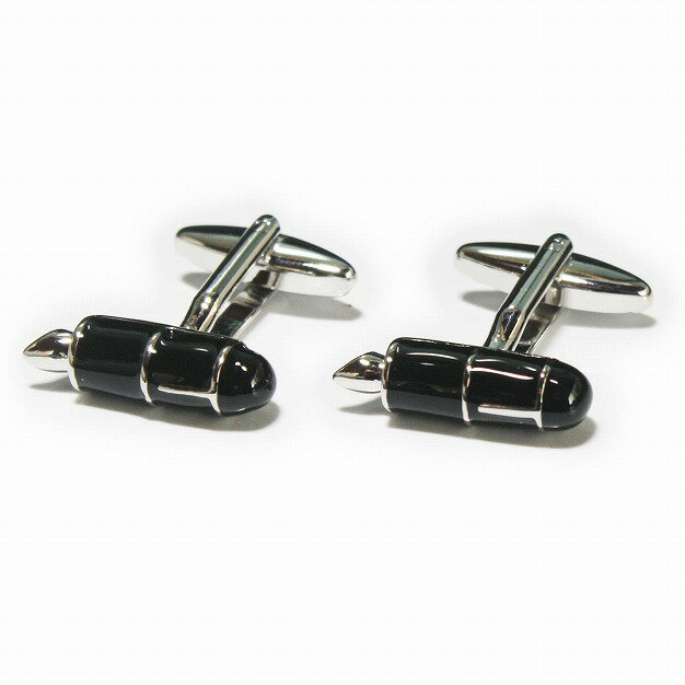 万年筆をモチーフにしたユニークなカフスボタン 袖口から覗く黒い万年筆に注目が集まりますよ♪ 自分用としてはもちろん、プレゼントとしても大変喜ばれますよ ベースカラーーシルバー 素材ーbrass（真鍮） サイズー7x25mm 【カフス・カフリ...