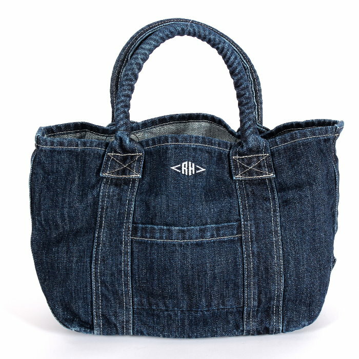 ■ブランド：Ron Herman ■カラー：ブルー ■サイズ：約H18×W37×D14cm、持ち手37cm ■素材：コットンデニム ■仕様 ・ロンハーマン製品の様々なブルーデニム素材を取りそろえて製造されたトートバッグ。 ・表面の上部にロゴ...