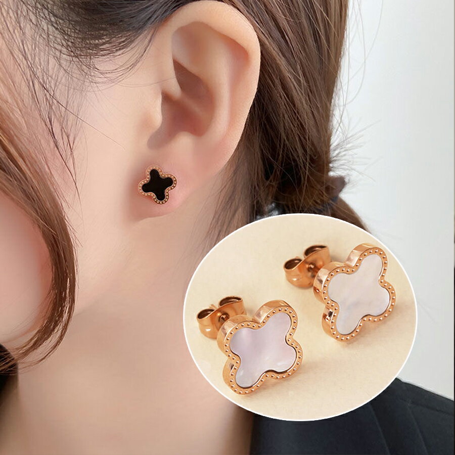 アイテム説明 商品説明 ベーシックなデザインなので、様々なシーンで着用出来ます。 素材 合金中国製 カラー ホワイト,ブラック サイズ ［FREE］ トップ：1.3×1.4cm ※サイズは全てスタッフが平置きで採寸しております。 ※サイズ表...