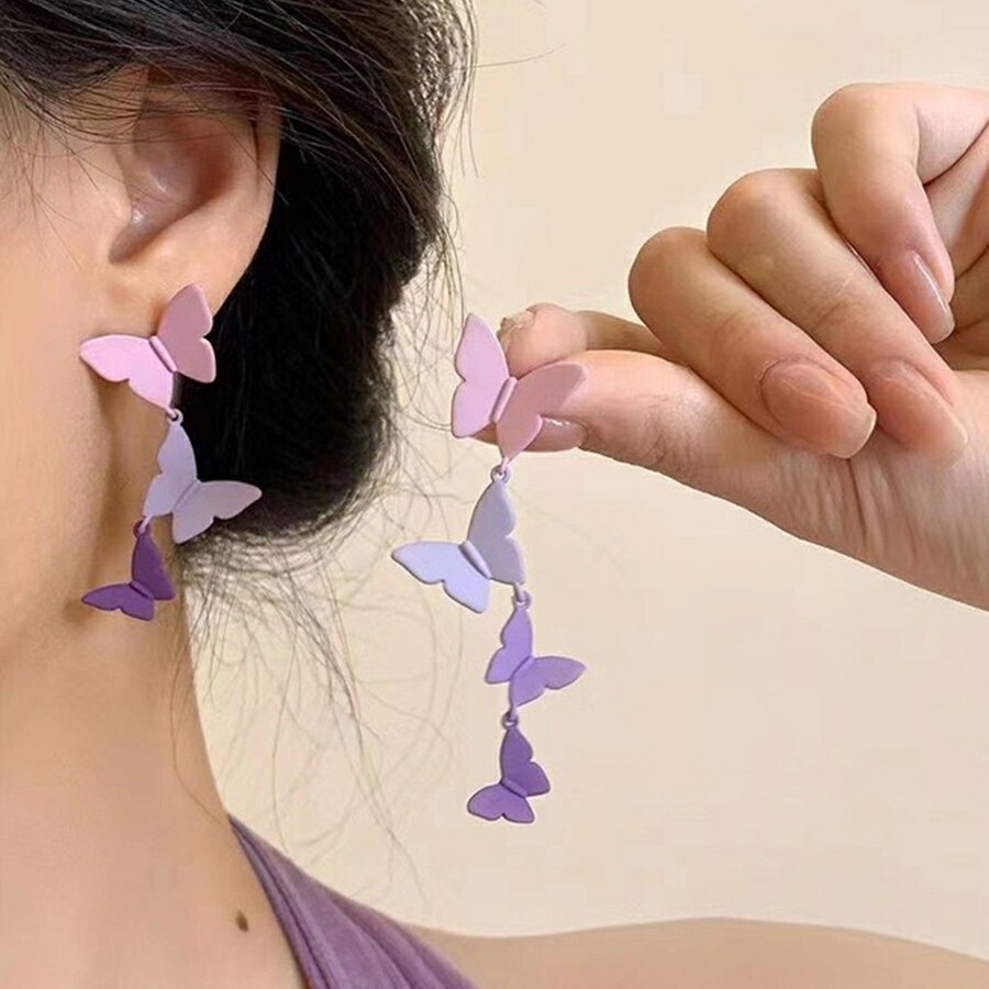 アイテム説明 商品説明 ゆらゆらと揺れるバタフライデザインピアス。 カジュアルコーデやワントーンコーデのアクセントにもピッタリ◎ 普段使いはもちろん、リゾートや浴衣にもおススメです。 素材 合金,ポスト部分:S925中国製 カラー パープル...