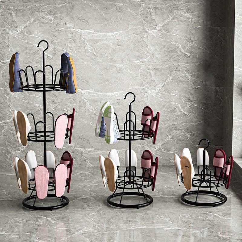 先端が靴の履き口から中に入り込み、靴をしっかり支えます。靴を干す時の靴紐や、靴以外のものも挟んで干すことができます。特徴1:長靴もスニーカーも掛けられる特徴2:内側も速く乾かす、水気を切る角度特徴3:複数の長靴とスニーカーを同時に乾燥させる...