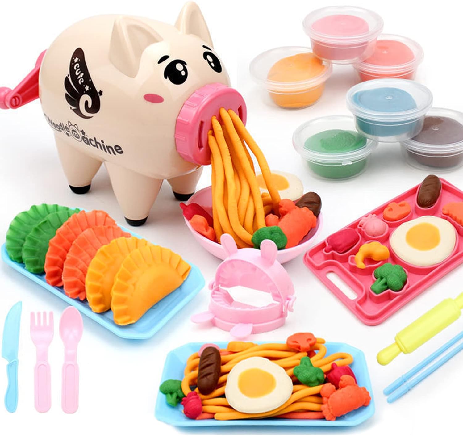 ●商品説明 〜可愛いブタねんどおもちゃ〜ポイント： 1、可愛いデザイン 2、パスタ＆餃子セット 3、小麦粉・塩・水で原料にとして作られ、子供でも安全に遊べる 4、4種類の麺を作る道具、好きなものを作れる 5、簡単に操作できる 6、カラフルな...