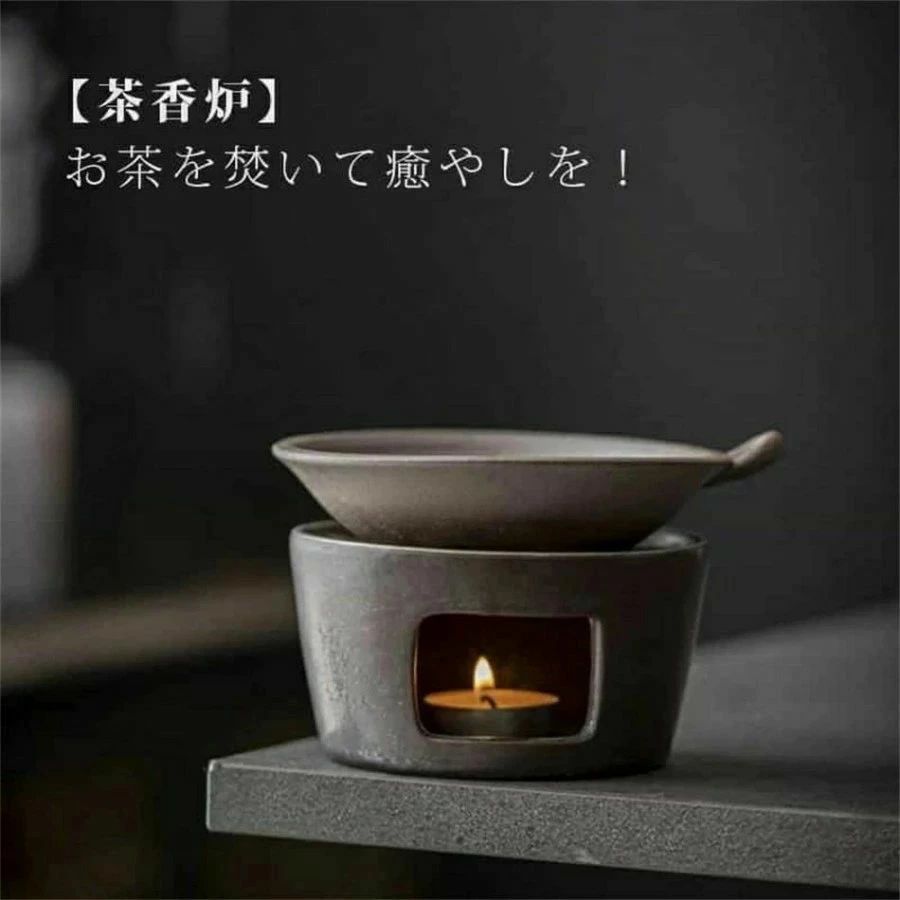 商品情報商品名 茶香炉タイプA サイズ 茶香炉：長さ9.8cm　幅9.8cm　高さ5.4cm上皿：全長11.5cm　幅11cmタイプB　サイズ 茶香炉：長さ10.9cm　幅10.9cm　高さ6cm上皿：　全長11.5cm　幅11cm素材 陶...