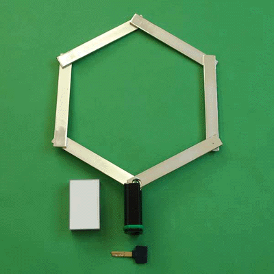 ● グレード KG-050（50kNの引張荷重に耐えられるという意味です） ● 特 　徴 コンビニで買い物中の数分間に愛車を盗まれた！彼からの依頼で開発しました。1．材質はステンレス系で強度のある素材を使用しています。 2．スポーツタイプの...