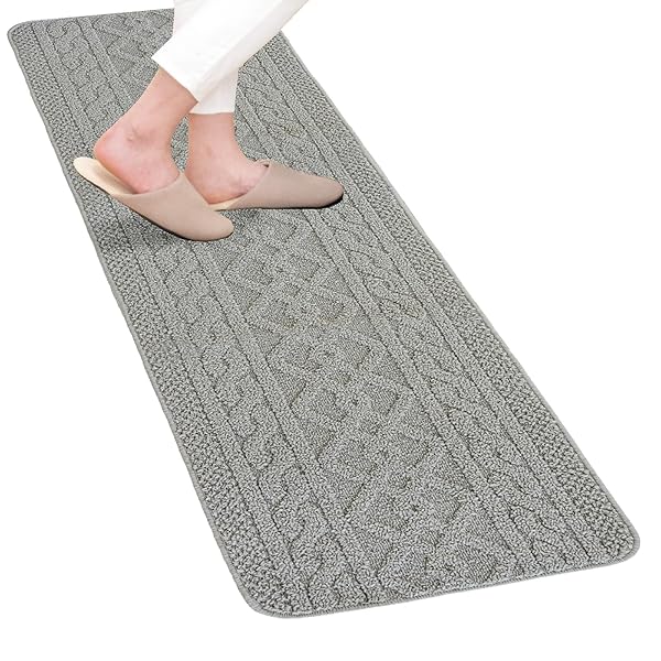 アラン キッチンマット 45cm×180cm グレー (洗える アランンニット柄 おしゃれ すべり止め加工)ブランド色グレーモデル72864商品説明【商品概要】サイズ：縦45×横180×高さ1.2cm重量：700cm素材：ポリプロピレン10...