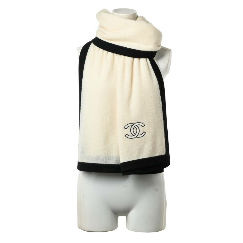 ブランド CHANEL 品名 イタリア製 カシミヤ シルク混 ココマーク マフラー 表記サイズ FREE 実寸 全長約180cm×幅約70cm 素材 カシミヤ93%シルク7% 商品状態 美中古品 型番 - 付属品 保存袋付き コメント 素材...