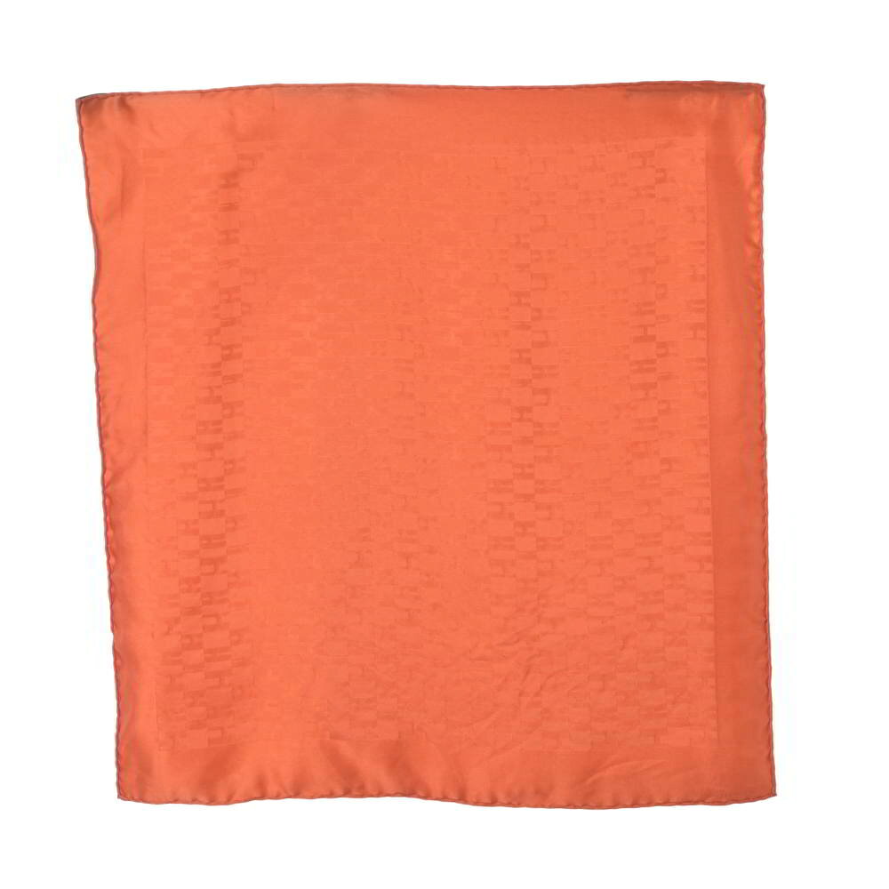 ブランド HERMES 品名 H柄 カレ45 シルク スカーフ 表記サイズ 45 実寸 縦約40cm×横約40cm 素材 シルク100% 商品状態 薄汚れ箇所あり 型番 - 付属品 - コメント - 商品番号 KL4SP2UK31 注意事項...