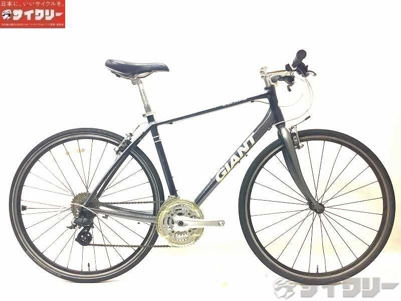 製品情報カテゴリ完成車 クロスバイク クロスバイク メーカージャイアント年式2019色ブラックトーン状態ランクD(年式相応のキズあり)送料サイズ大型サイズメーカーサイズ：Mトップチューブ長：565mmシートチューブ長：500mmヘッドチュー...