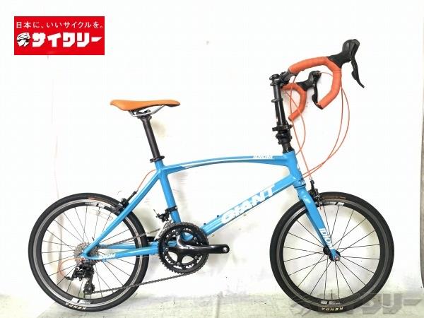 製品情報カテゴリ完成車 小径車（ミニベロ） 折り畳機構なし メーカージャイアント年式2015色スカイブルー状態ランクD(年式相応のキズあり)送料サイズ大型サイズメーカーサイズ：Mメーカー適応身長：155-180cmホイールサイズ：20インチ...