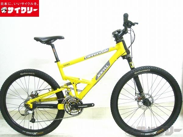 製品情報カテゴリ完成車 MTB クロスカントリー メーカーキャノンデール年式2002色イエロー状態ランクD(年式相応のキズあり)送料サイズ大型サイズメーカーサイズ：M適応身長：170-180cm（目安）トップチューブ長（ホリゾンタル）：59...