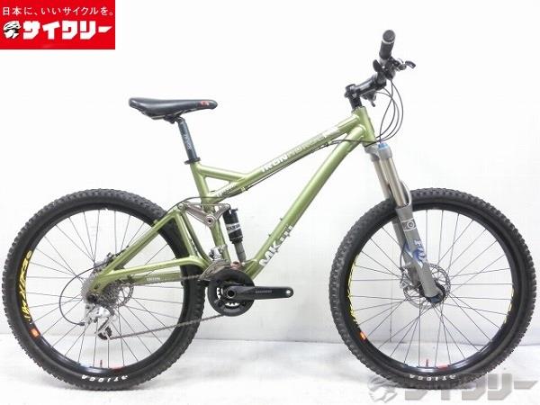 製品情報カテゴリ完成車 MTB クロスカントリー メーカーアイアンホース年式2005頃色状態ランクD(年式相応のキズあり)送料サイズ大型サイズトップチューブ長：570mmシートチューブ長：430mmヘッドチューブ長：115mmクランク長：1...