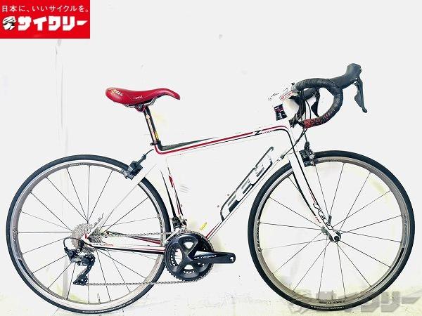 製品情報カテゴリ完成車 ロードバイク ロードバイク メーカーフェルト年式2011色ホワイト状態ランクD(年式相応のキズあり)送料サイズ大型サイズメーカーサイズ：51cmトップチューブ長：525mmシートチューブ長：約477mm（シートクラン...